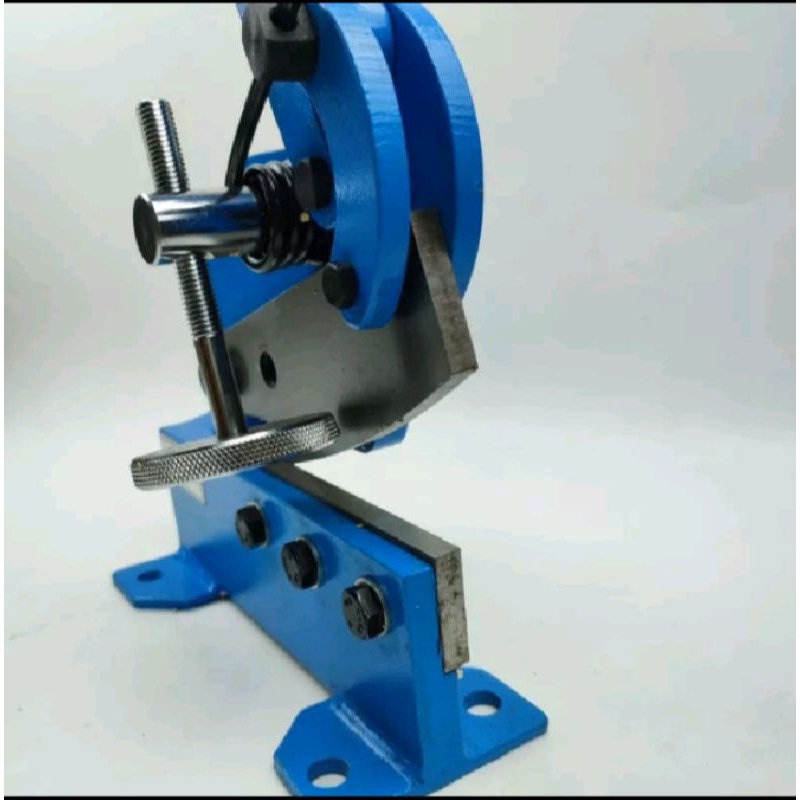 Jual Gunting Besi Plat Duduk 5 inch, Alat potong besi plat duduk manual ...