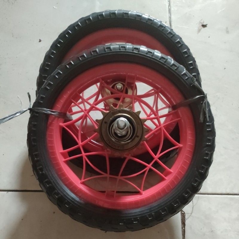 Jual Ban Sepeda Anak Ukuran 12 inch ban Permanen Sudah Plus Ger ...