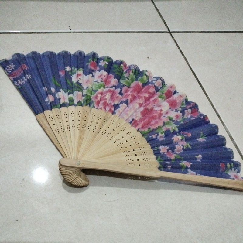 Jual Kipas tangan lipat - kipas cantik | Shopee Indonesia