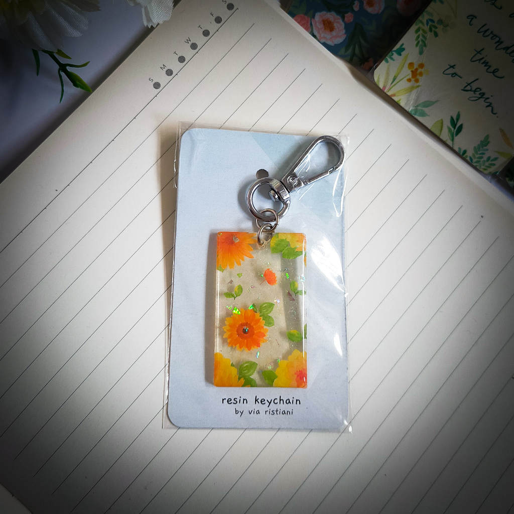 Jual Grosir Gantungan Kunci/Keychain Resin Transparant Bunga Floral ...