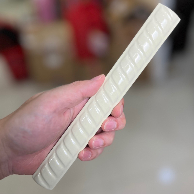 Jual list keramik Granite / bon bon / kuku macan murah 20 cm polos Ulir | Shopee Indonesia