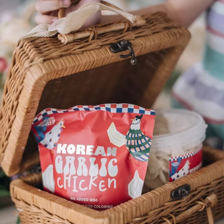 Jual Munching Queen Pouch Korean Garlic Chicken Fish & Cheese 30g ...