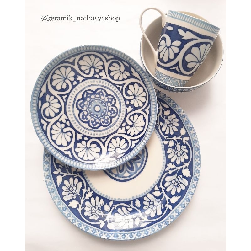 Jual Piring Set Sango/Dinner Set/Piring Set Moana Biru Putih | Shopee ...