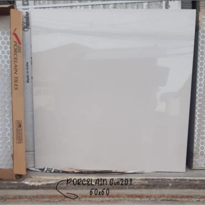 Jual Granit polos cream 60x60 PORCELAIN tiles gvn201 glossy | Shopee ...