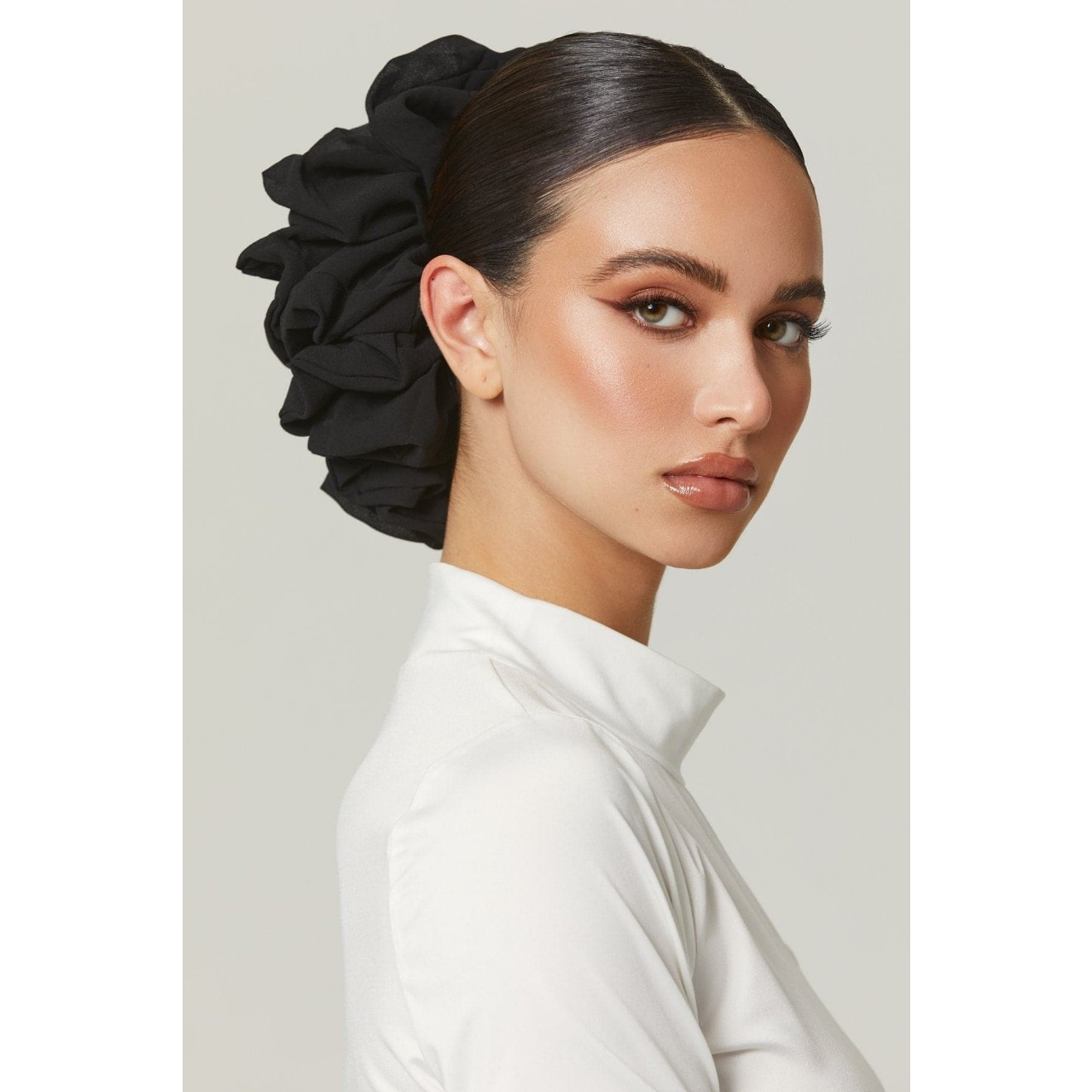 Jual SCRUNCHIE JUMBO PREMIUM - Ikat Rambut Cepol Anti Pusing Bahan ...