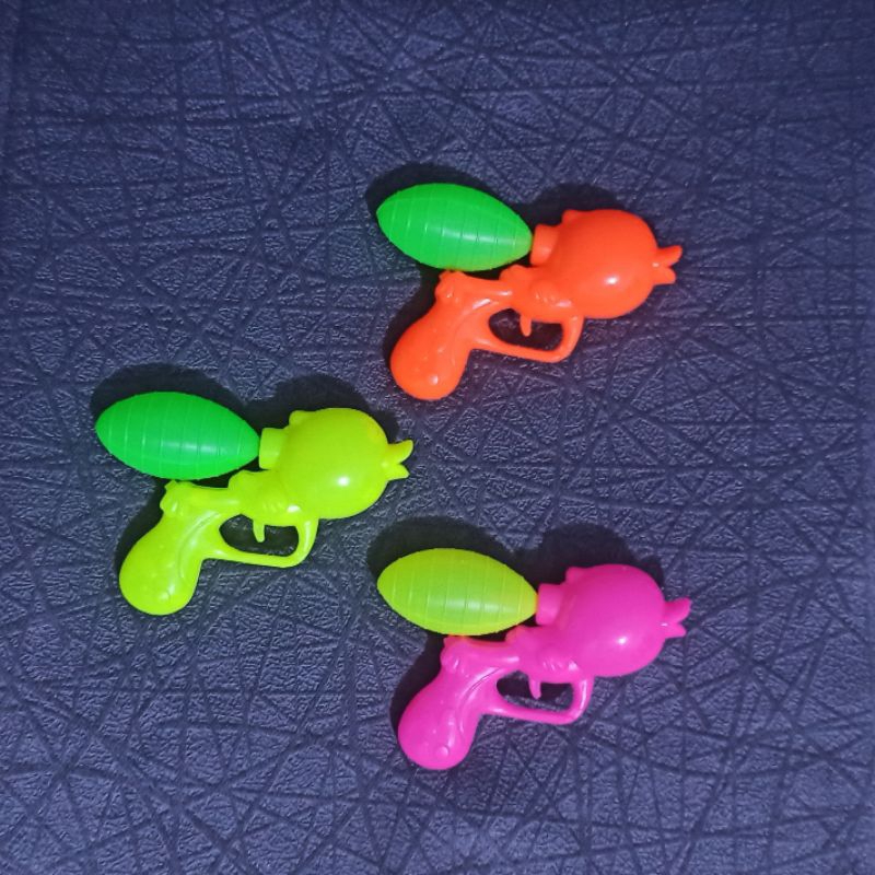 Jual MAINAN PISTOL AIR MINI / TEMBAK AIR / WATER GUN | Shopee Indonesia