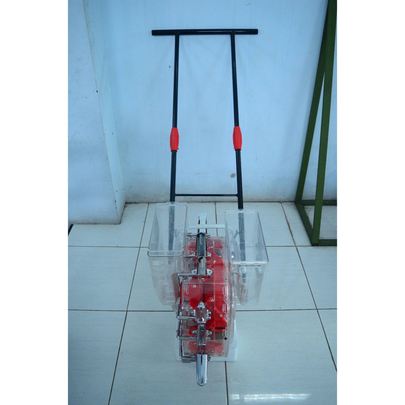 Jual Mesin Alat Tugal Jagung Dorong Sekaligus Pemupukan SAAM CP14 ...