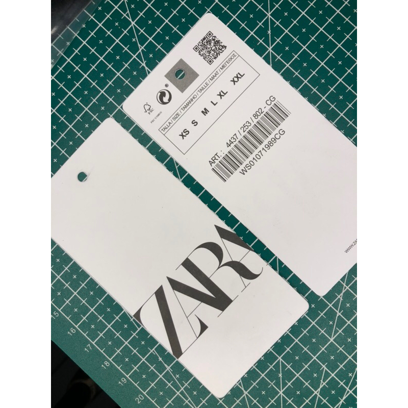 Jual ZARA TAG DIECUT OUVAL BARCODE SUPER PREMIUM CO 1X DI KIRIM 600PCS ...