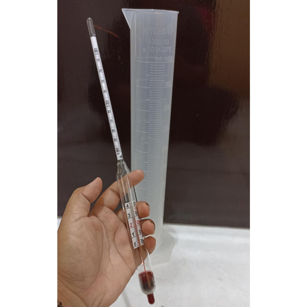 Jual Hydrometer with Thermometer Density Solar Plus Gelas Ukur 1000ml PP | Shopee Indonesia