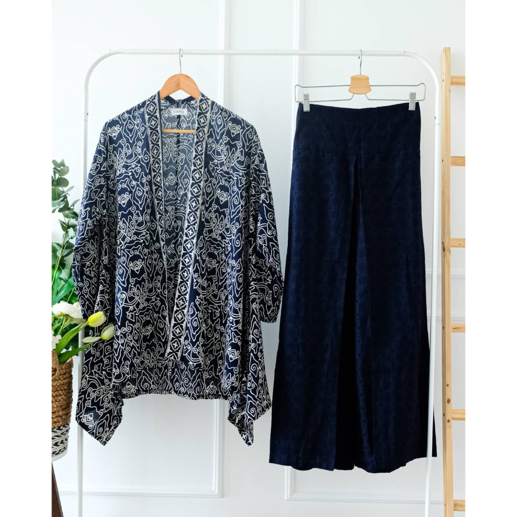 Jual SET OUTER BATIK MODERN WANITA MEGA MENDUNG BIRU NAVY BATIK KANTOR ...