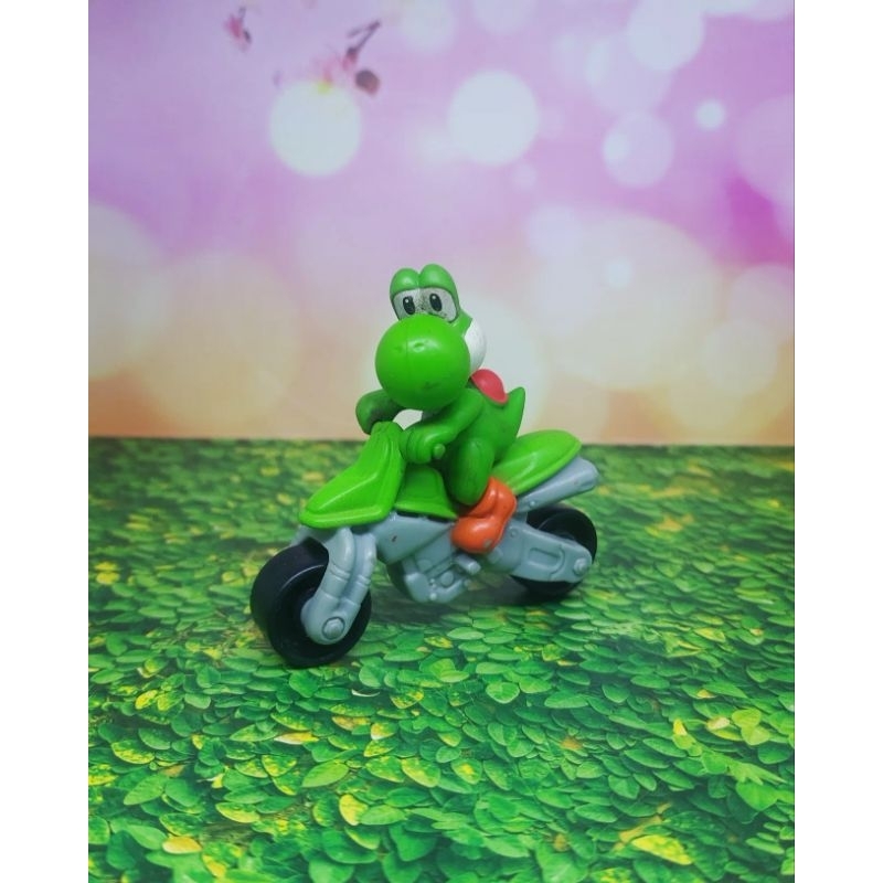 Jual Yoshi bike figure super mario kart happy meal mcd dino mario | Shopee Indonesia
