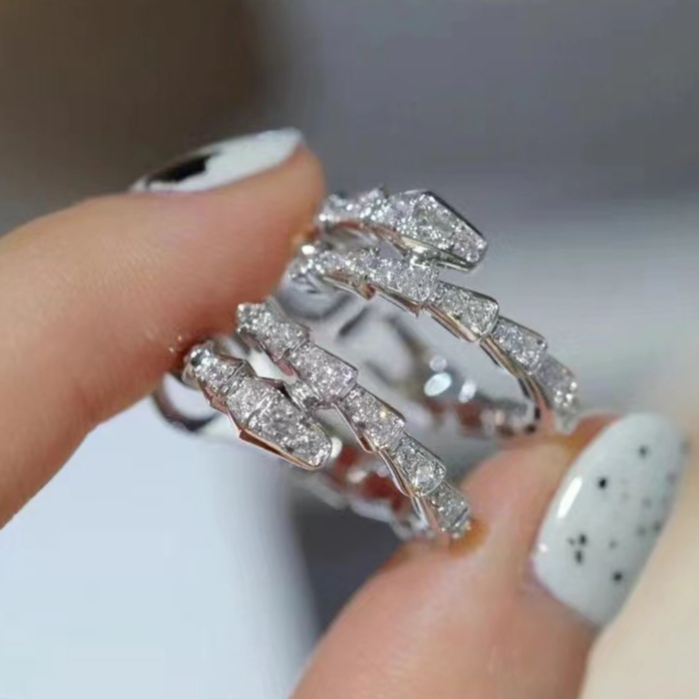 Jual 【17K / 750 emas asli / kadar 2.22gram】B-v-l*g-a-r-i 18K Serpenti ...