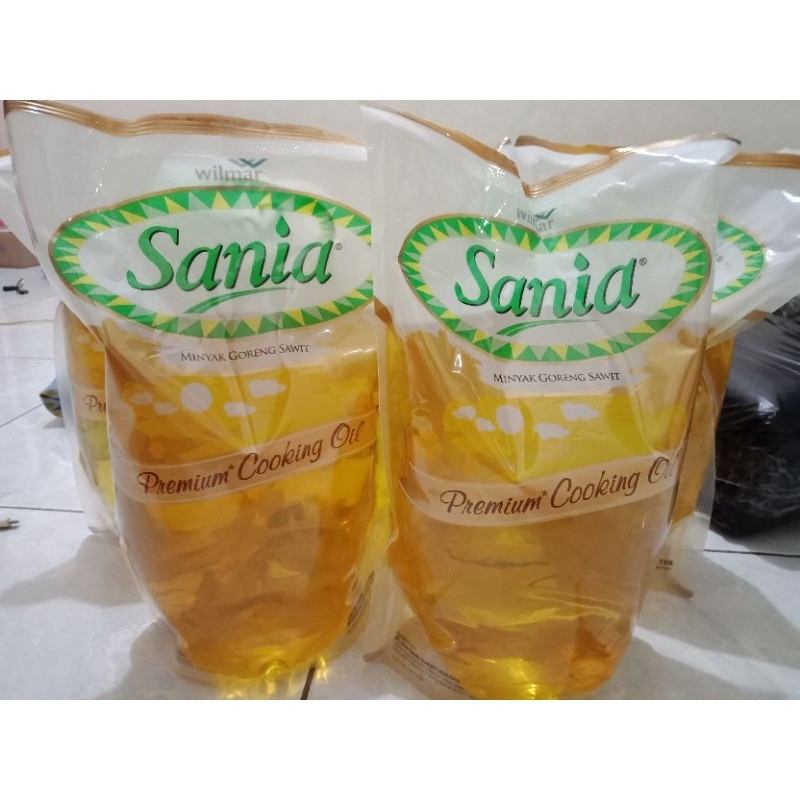 Jual Minyak Goreng Sania 2 liter | Shopee Indonesia