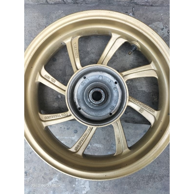Jual velg pcx belakang gold | Shopee Indonesia