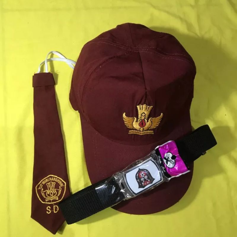 Jual topi SD putra merah polos/ merah putih 1 paket | Shopee Indonesia