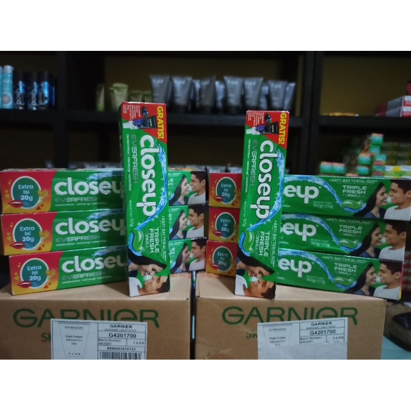 Jual CLOSE UP Pasta Gigi Menthol Fresh 160gr | Shopee Indonesia