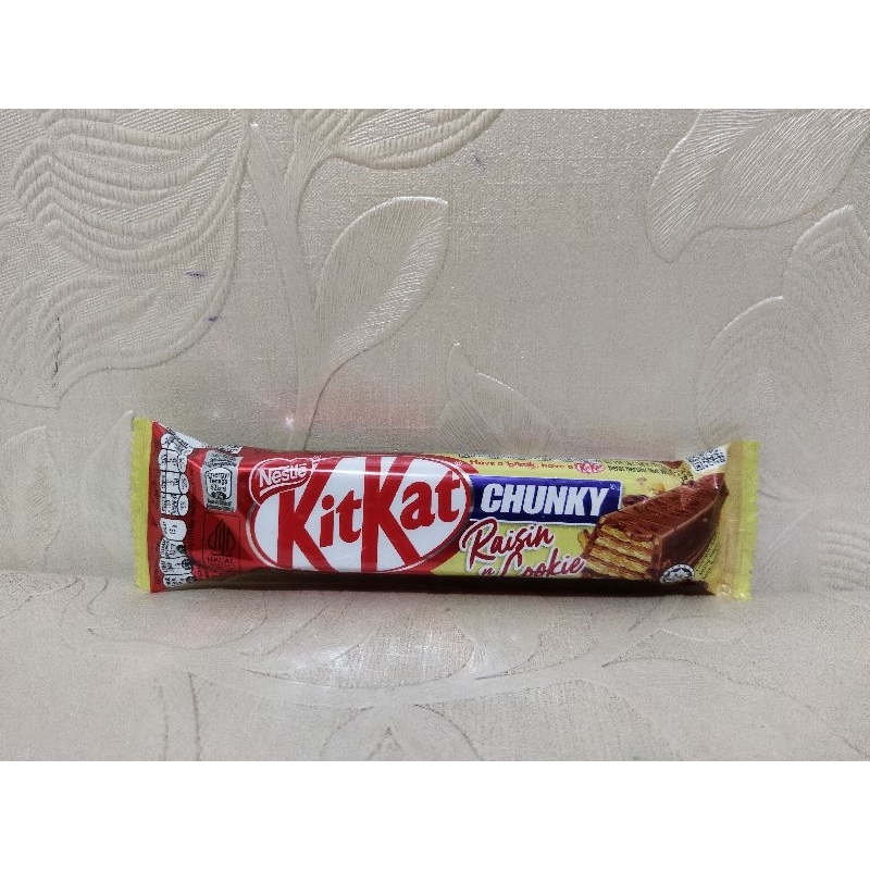 Jual KIT KAT CHUNCKY RAISIN N COOKIE'S 38 GRAM / KIT KAT CHUNKY 38 GRAM ...