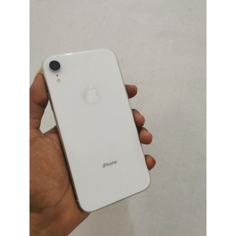 Jual IPHONE XR 64GB SECOND ALL OPERATOR | Shopee Indonesia