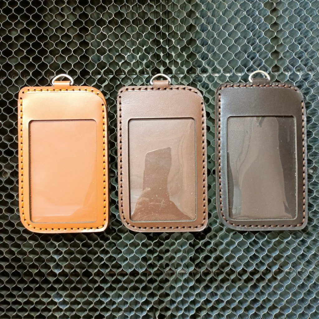 Jual ID Card Holder Name Tag Kulit Sapi Model Daun 3 Lapis | Shopee ...