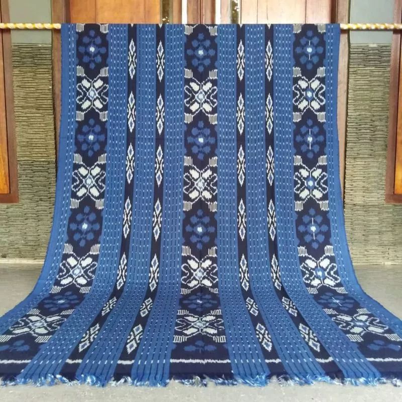 Jual kain tenun blanket jepara ATBM ( alat tenun bukan mesin)ukuran 240 ...