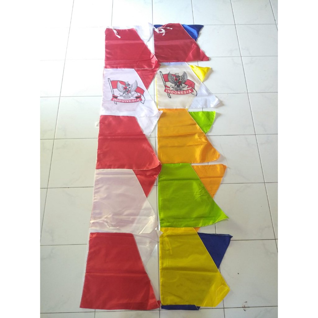 Jual Bendera Umbul Umbul 10 Mata Merah Putih dan Warna Warni 1kg isi 15pcs | Shopee Indonesia