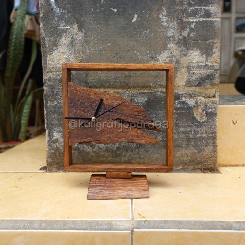 Jual Jam Meja Aesthetic Unik, Jam Meja Vintage Kayu Jati, Souvenir ...