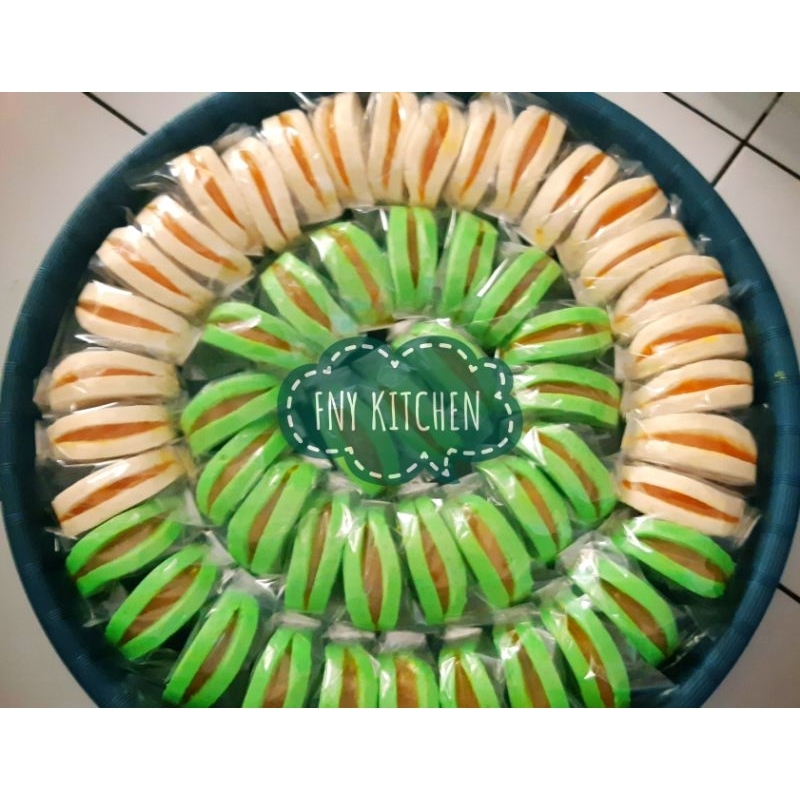 Jual [1 pcs] Roti srikaya kukus - Roti + Selai Srikaya / Homemade Fny ...