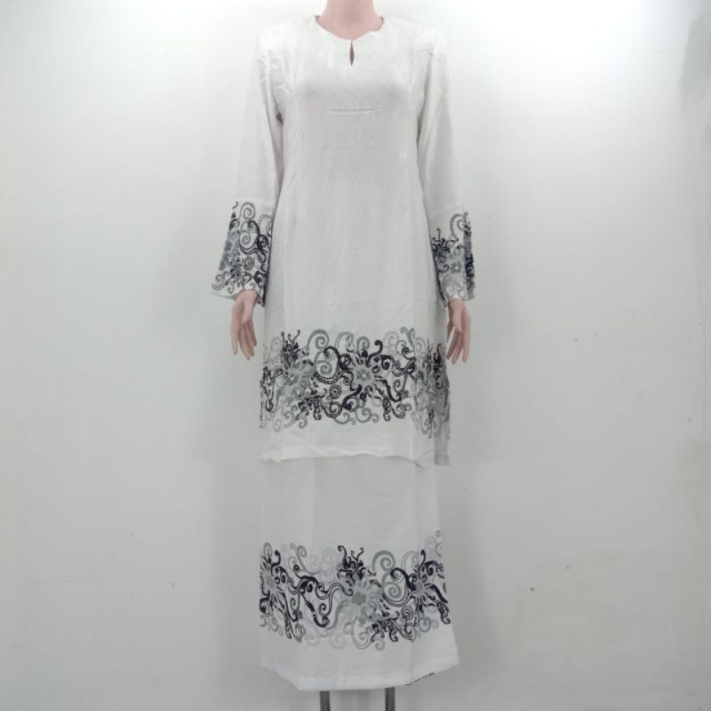 Jual Sircinta Baju Kurung Jadi | Stelan Malaysia | Baju Kurung Melayu ...