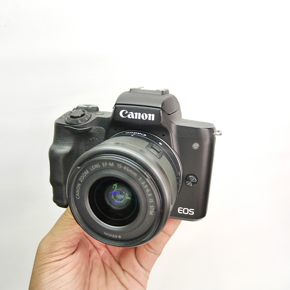 Jual CANON EOS M50 kit 15-45mm IS STM HITAM ADA BOX kode 2851 | Shopee ...