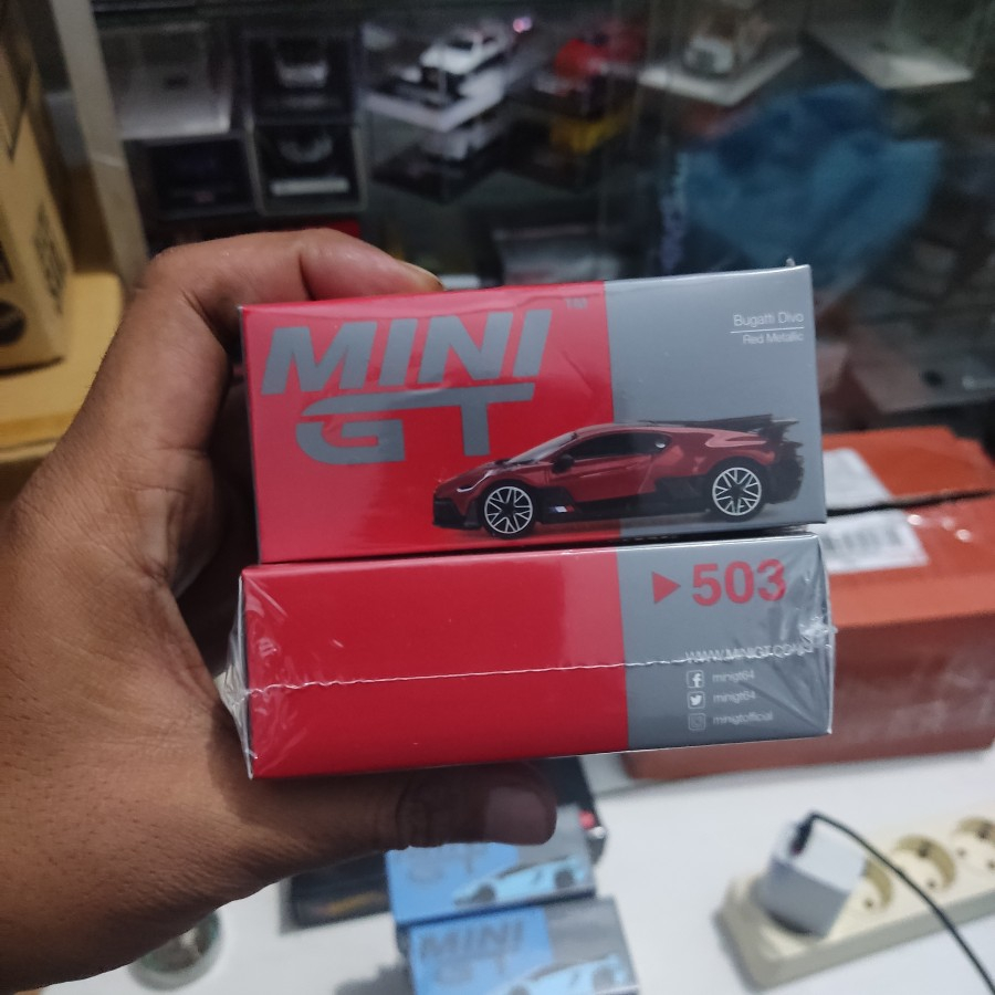Jual mini GT 503 Bugatti Divo red metallic | Shopee Indonesia