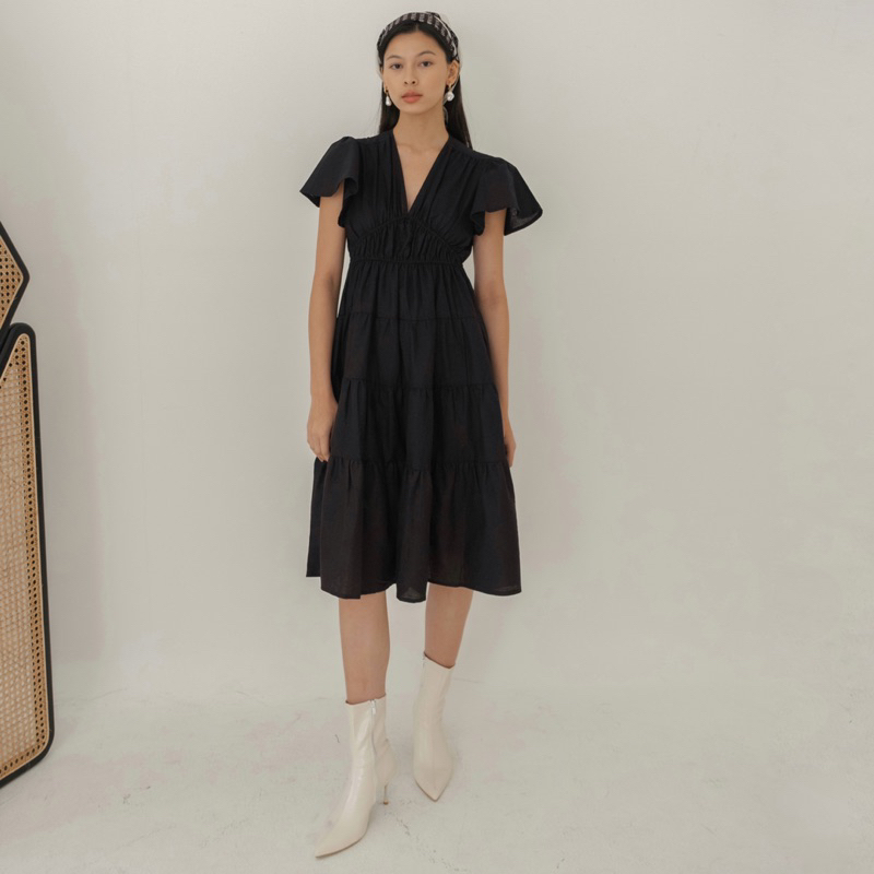 Jual Seya Clothing - Scarlett Ruffle Dress - Dress Panjang Wanita Ruffle Bellsleeves | Shopee ...