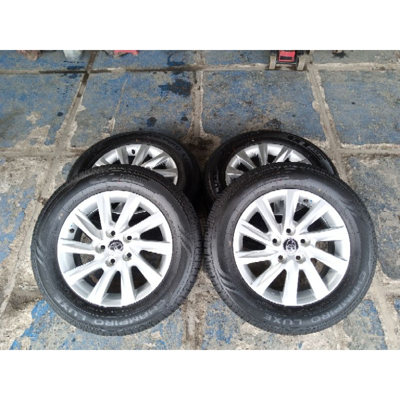 Jual velg mobil second copotan Innova zenix ring 16 lubang 5 plus ban ...