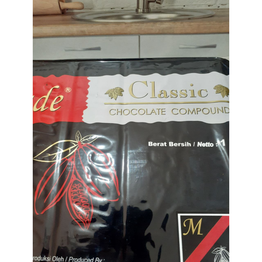 Jual Coklat Dark Chocolate Compound Mercolade Classic 1kg | Shopee ...