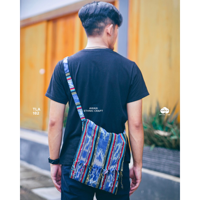 Jual Tas Selempang Etnik Tenun Toraja TLA2 by Awanethniccraft | Shopee ...