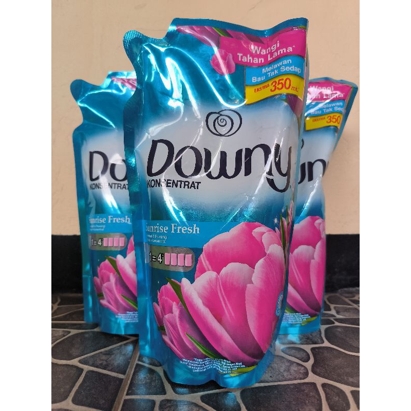 Jual DOWNY Sunrise Fresh 1.5L Downy Pelembut & Pewangi Pakaian Sunrise ...