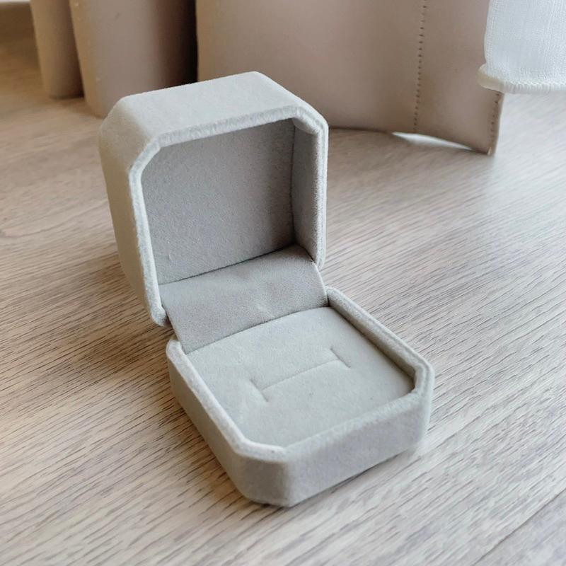 Jual NEW Exclusive Box Beludru (BOX ONLY) | Shopee Indonesia