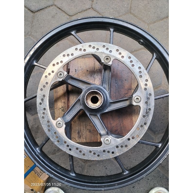 Jual velg satria fu depan pelah satria Fu depan velg satria Fu depan ...