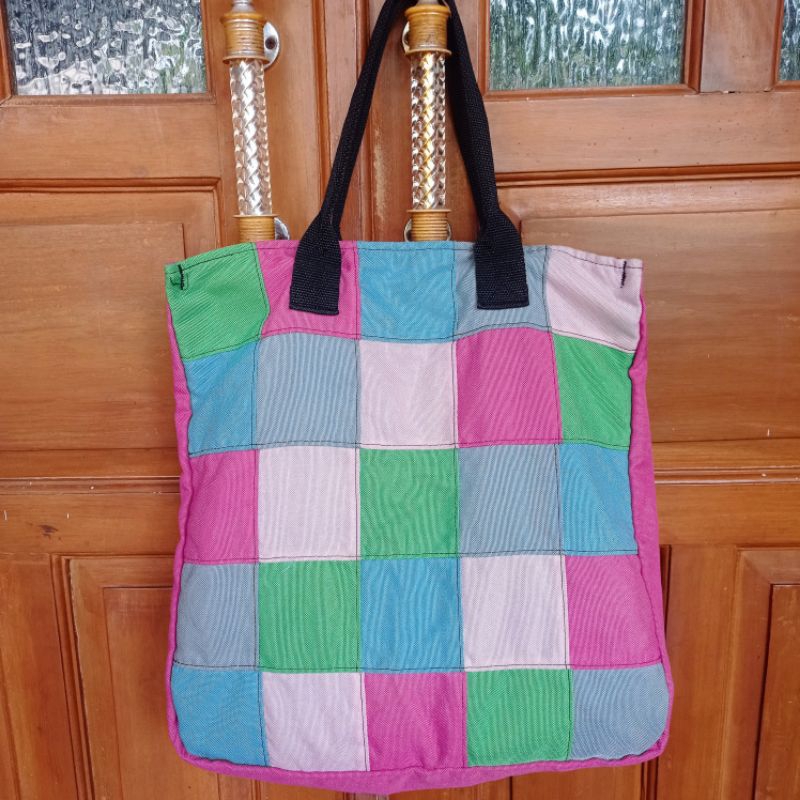 Jual TOTEBAG KANVAS BAG BESAR (PRELOVED) | Shopee Indonesia