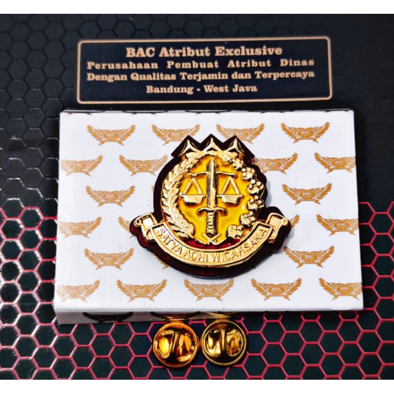 Jual PIN LENCANA PDH SAFARI JAKSA | Shopee Indonesia