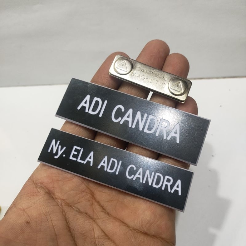 Jual Nametag TNI POLRI / Name Tag TNI POLRI / Nametag Gravoply Tebal ...