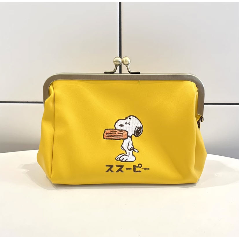 Jual snoopy purse dompet snoopy | Shopee Indonesia