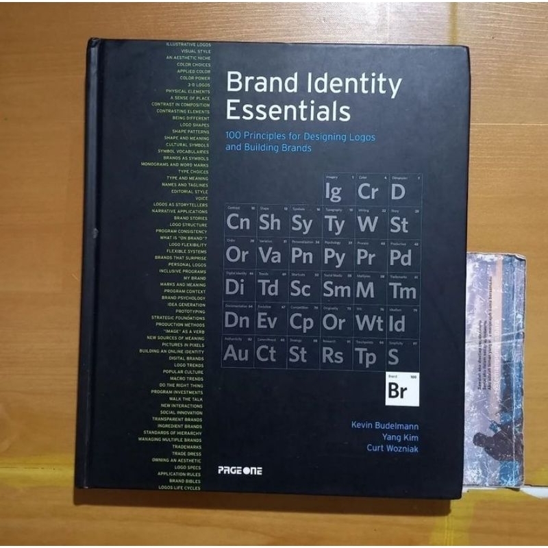 Jual Buku Brand Identity Essentials - 100 Principles for Designing ...