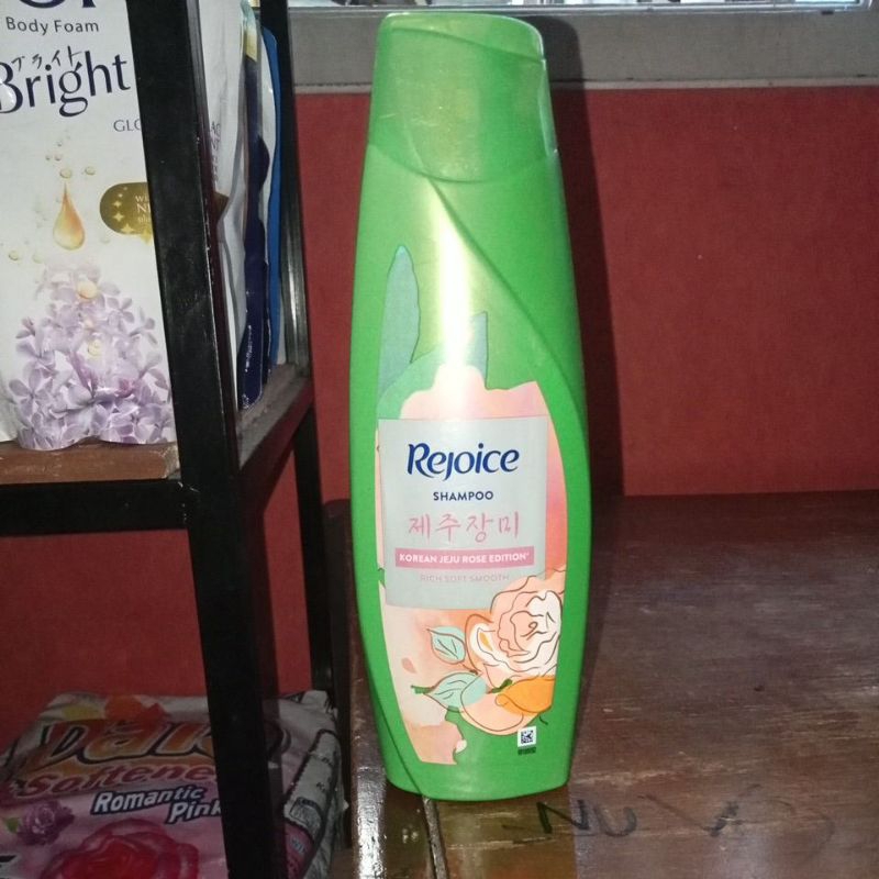 Jual Rejoice shampoo korean jeju rose edition 340ml | Shopee Indonesia