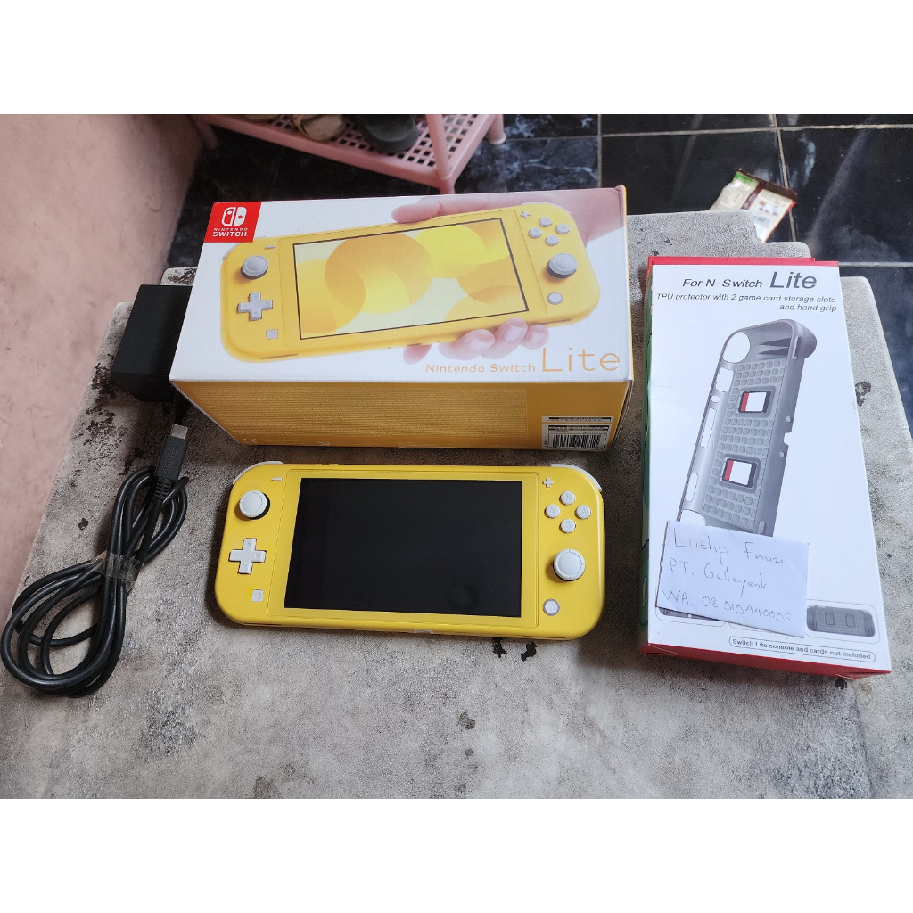 Jual Nintendo Switch Lite CFW Atmos Yellow Fullset 128GB 01 | Shopee ...