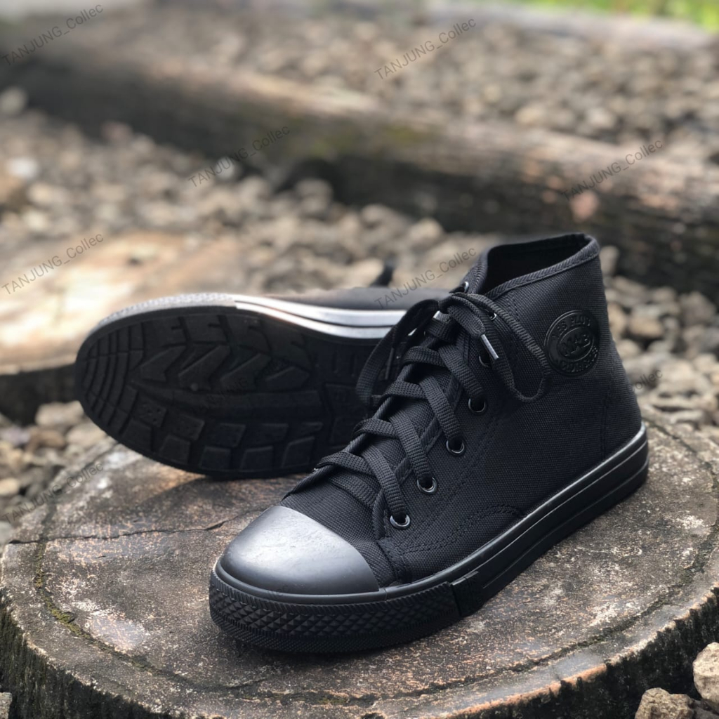 Jual SEPATU SEKOLAH NB ANAK LAKI LAKI ANAK PEREMPUAN HITAM POLOS SEPATU ...