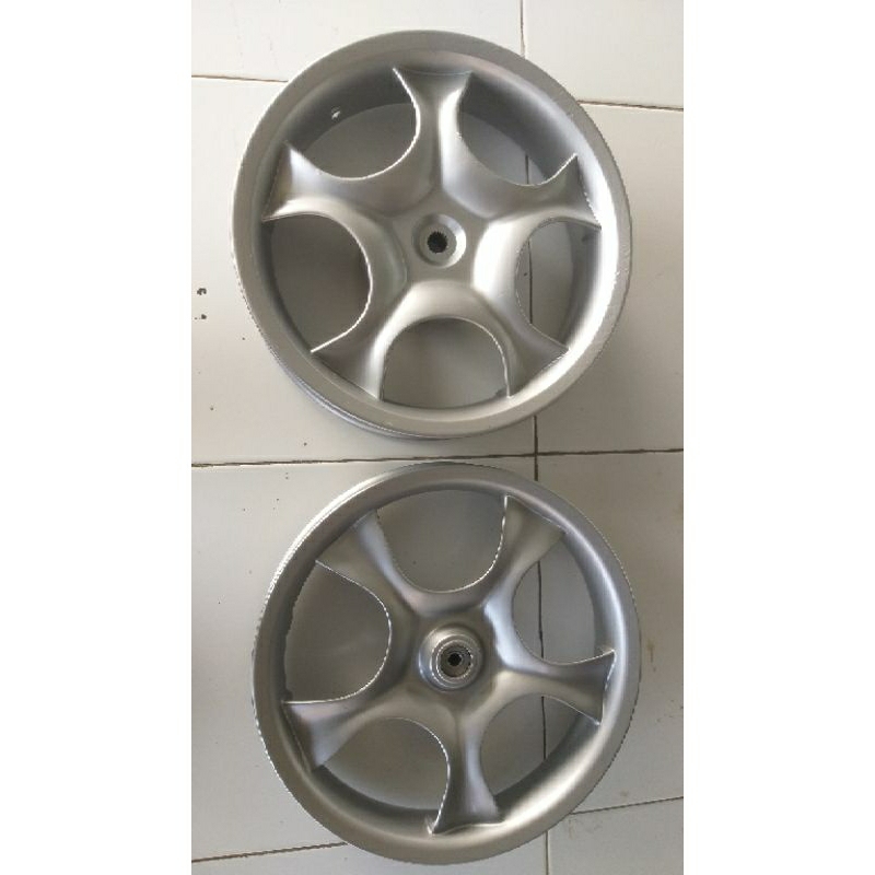 Jual Velg second motor honda vario,beat lama | Shopee Indonesia