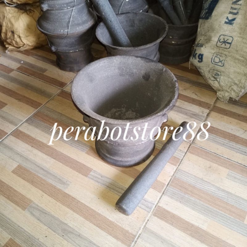 Jual lumpang besi tumbukan bumbu free alu besi diameter 16.5 cm ...