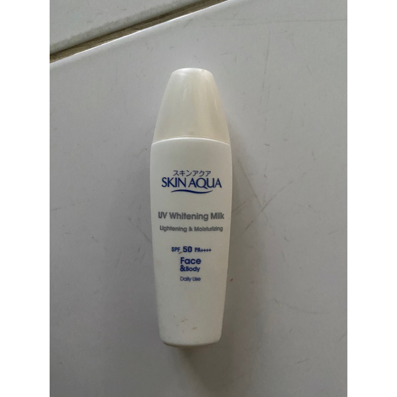 Jual preloved ss aqua sisa 75% + sunhero sunscreen 100% | Shopee Indonesia