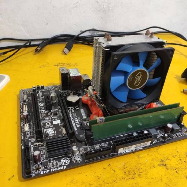 Jual PAKET MOTHERBOARD AMD FM2+ A8 7600 RAM 8GB PLUS FUN | Shopee Indonesia