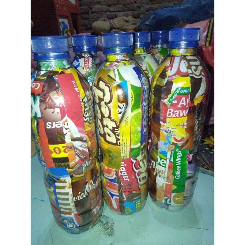 Jual ecobrick botol Aqua ukuran 600 ml isi padat 200_225 | Shopee Indonesia